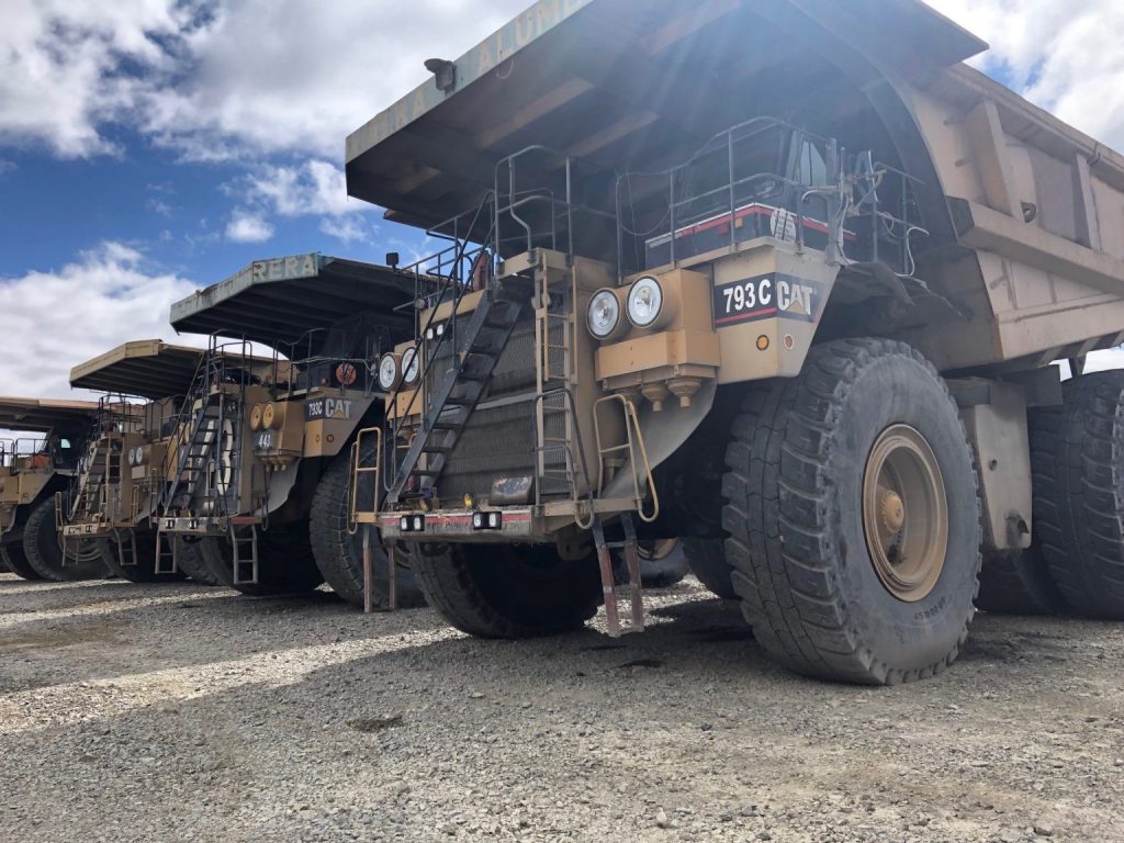 5 x Caterpillar 793C Trucks - DGI Trading