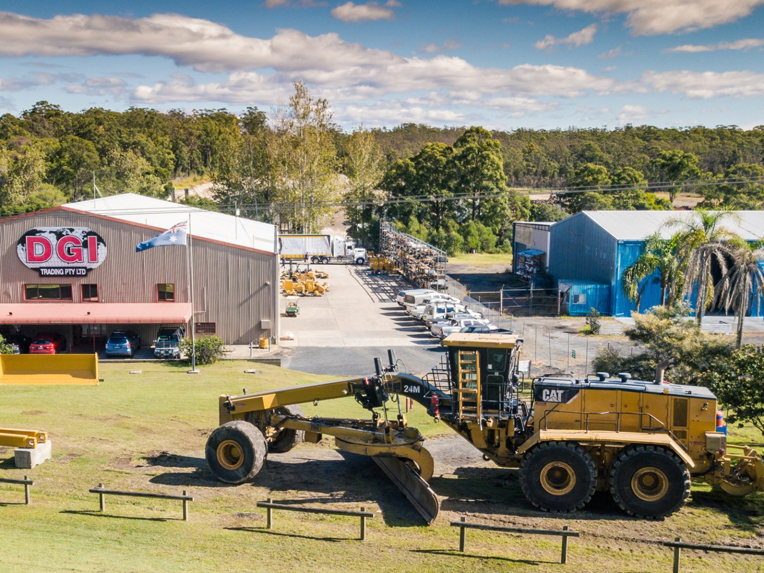 COMPONENT GUIDE: Upgrading a 24H Front Axle to Suit 24M Graders - DGI ...