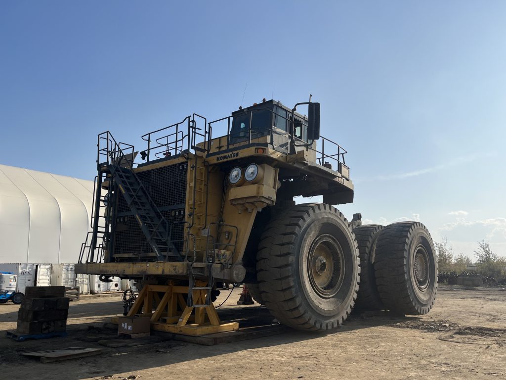 Komatsu 930E-4 - DGI Trading