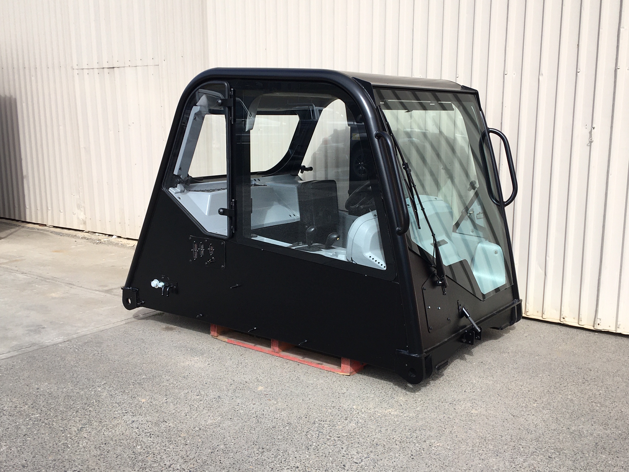 Component ID Tips: Caterpillar Truck Operator Cab Structural ...